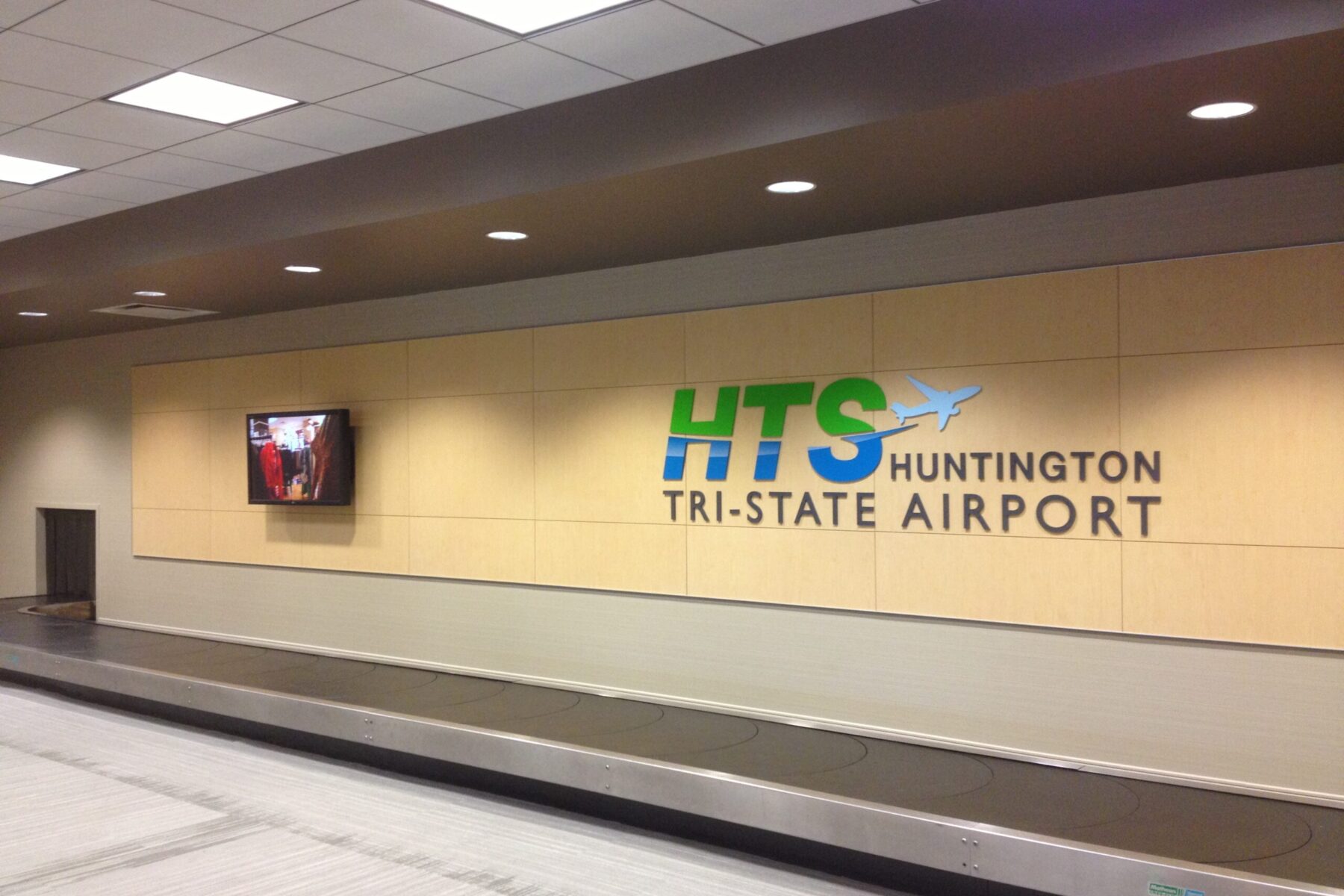Edward Tucker Architects | Tri-State Airport - Edward Tucker Architects